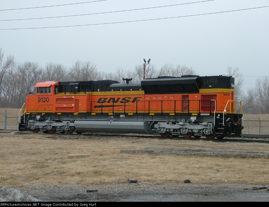 BNSF 9130